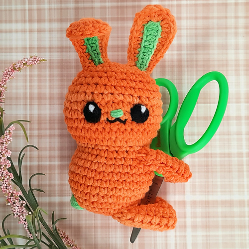 Ravelry: Bunny Huggers pattern by Cherie Marie Leck