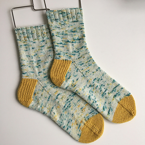 Ravelry: Simple Top Down Socks pattern by Ellie Jones