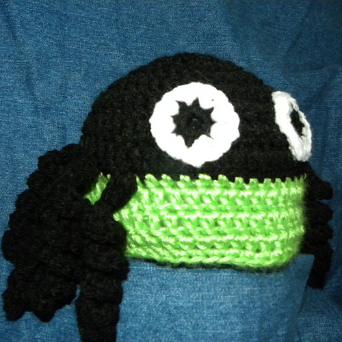 Ravelry: Curly-Q Spider Hat pattern by KeriAnne Zimmerman