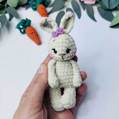 Ravelry: Mini Bunny keychain pattern by Monika Tadewicz