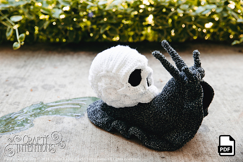 Ravelry: Spiral Skull Snail Shells pattern by Megan Lapp