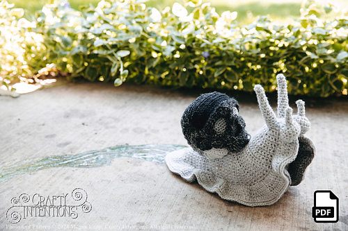 Ravelry: Spiral Skull Snail Shells pattern by Megan Lapp