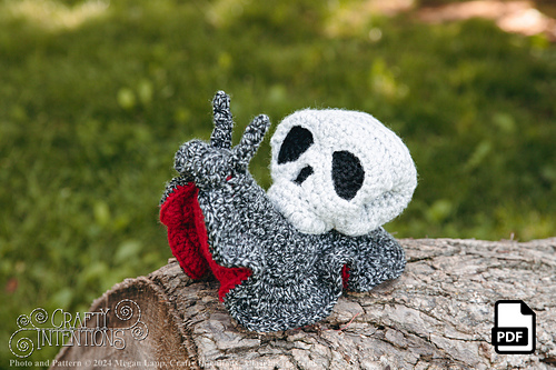Ravelry: Spiral Skull Snail Shells pattern by Megan Lapp