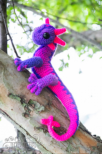 Ravelry: Medium Fantasy Salamanders Set 2 pattern by Megan Lapp