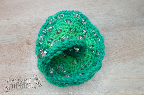 Ravelry: Beaded Möbius Strip Fidget pattern by Megan Lapp