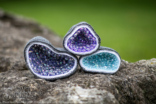 Ravelry: Geodes pattern by Megan Lapp