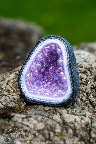 Ravelry: Geodes pattern by Megan Lapp
