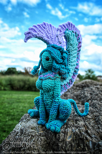 Ravelry: Sphinx pattern by Megan Lapp