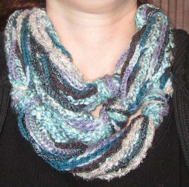 Ravelry: Make the World's Easiest Crocheted Scarf pattern by Rhonda at ...