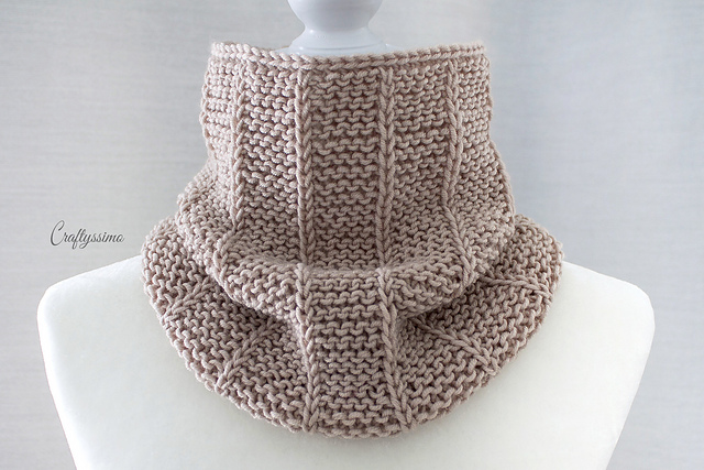 Ravelry: Garter Cowl | Circular Knitting pattern by Tatiana Madan