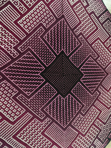 Ravelry: Piling Up pattern by Anke Wintermans