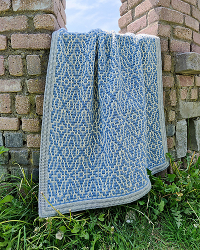 Ravelry: Blue Arabesque blanket pattern by Created by Carolien