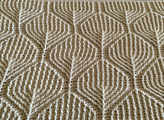 Ravelry: CreativeSkills' Hosta Bed Scarf