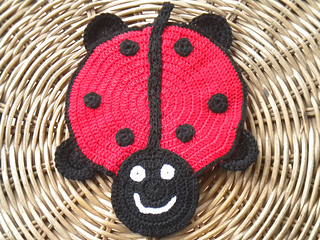 Ravelry Ladybug Potholder Pattern By Creazioni Fiopi