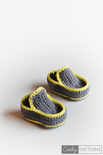Ravelry: Baby Booties/Loafers - Grey Happiness pattern by Croby ...