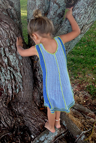 Ravelry: 8 Panelled Daisy Dress pattern by Alley J.