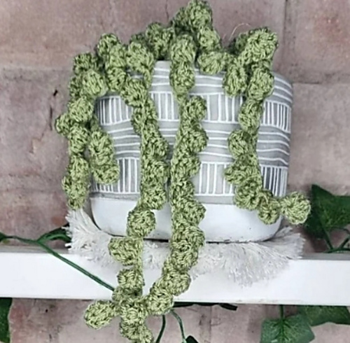 Ravelry: String of Pearls Hanging Plant pattern by River Belle Crochet