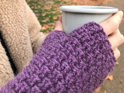 Ravelry: Basketweave Mitts pattern by Crochet Bouquet