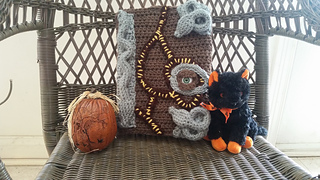 Ravelry: Hocus Pocus Book Cover pattern by Crochet by Coraggio
