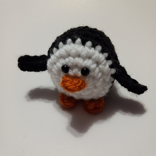 Ravelry: Cute Penguin pattern by Dani West