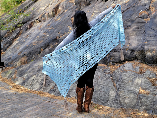 Ravelry: Autumn Ivy Wrap pattern by Rebekah Hass