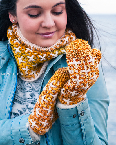 Ravelry: Scorpio Mittens pattern by Ana-Maria