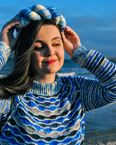 Ravelry: Aquarius Raglan pattern by Ana-Maria