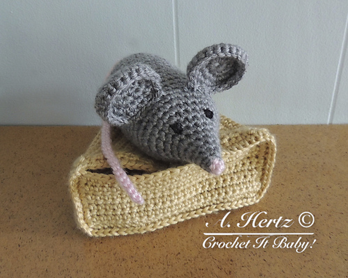 Ravelry: Amigurumi Cheesy House Mouse Toy pattern by Crochet It Baby