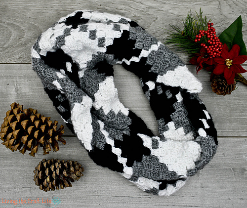 Ravelry: Plaid C2C Scarf pattern by Jessica Z