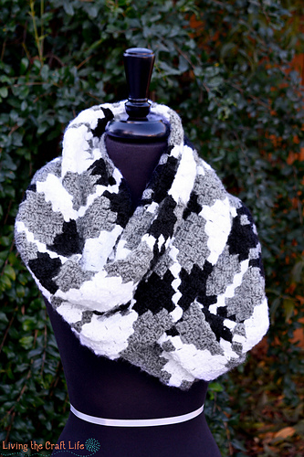 Ravelry: Plaid C2C Scarf pattern by Jessica Z