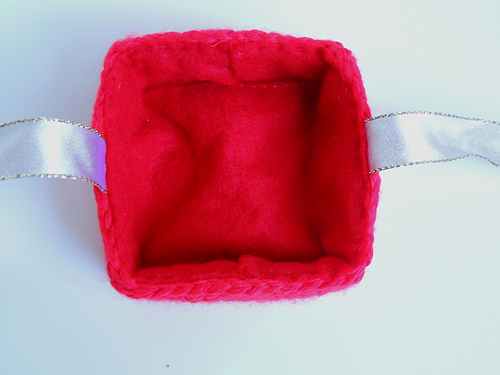 Ravelry: Crochet Gift Box pattern by Colleen McHale