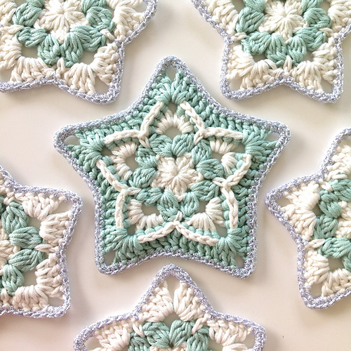 Ravelry: Sparkly Stars pattern by Joy Clements