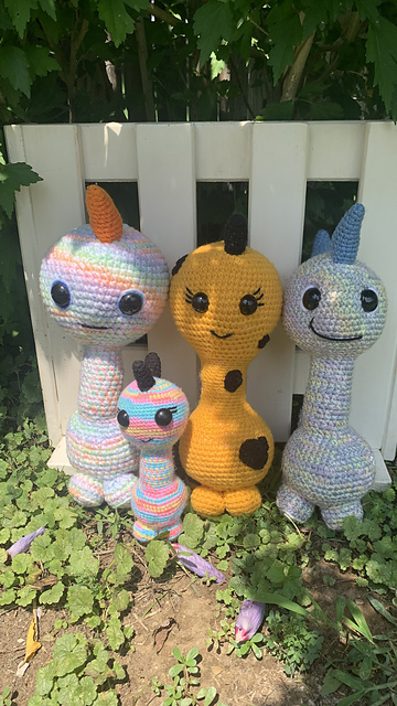 Ravelry: Long Neck Dinosaur Amigurumi pattern by Roxann Skvarj-Stetzer