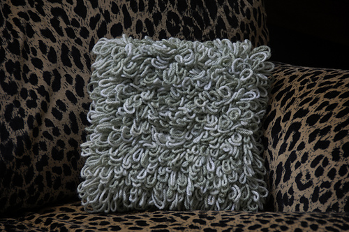 Ravelry: Loop-de-loop Pillow pattern by Sharon Silverman