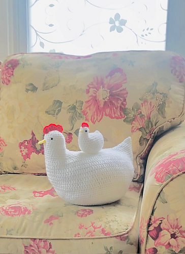 Ravelry: Chicken Softie Set pattern by Alicia Cromwell