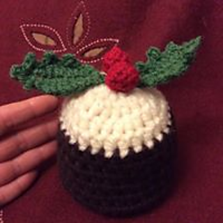 Ravelry: Christmas Puddings pattern by Kelly Ferguson