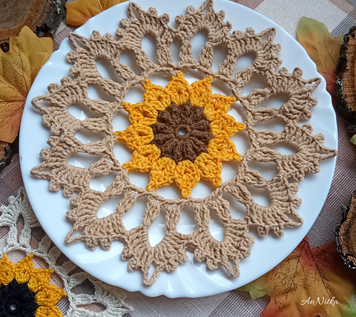 Ravelry: Lil sunflower doily pattern by Anna Tykholaz