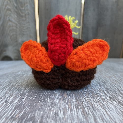 Ravelry: Twerky and Roasted Tooshie pattern by Sarah Townsend
