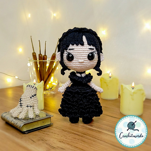 Ravelry: Merlina Addams pattern by Melani Romero-Flores