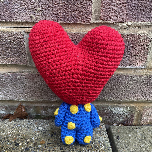 Ravelry: BT21 Tata pattern by Tor Smith