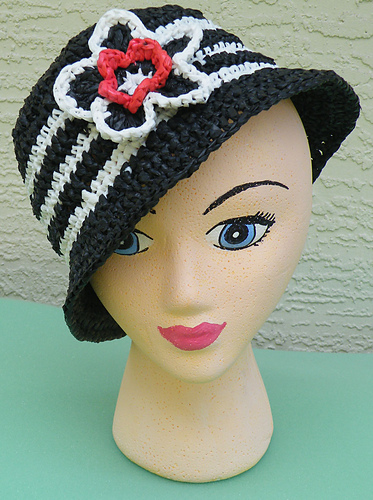 Ravelry: Plarn Cloche Hat pattern by Teresa Wooley