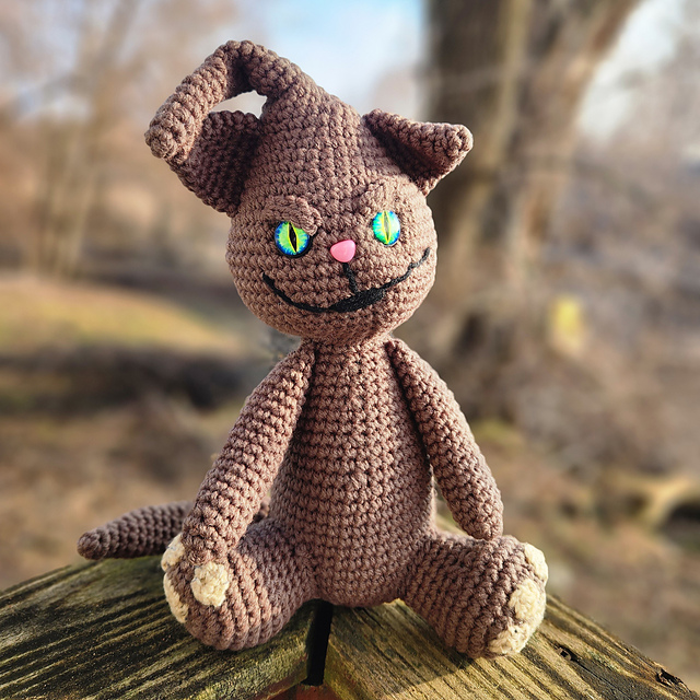 Ravelry: Boogie Cat Ghost pattern by Cuddly Crafts