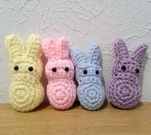 Ravelry: Easter Bunny Peeps pattern by Evonne Umbel