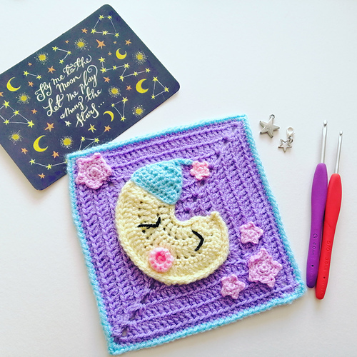 Ravelry: Sleepy Moon Square pattern by Lisa Hooper