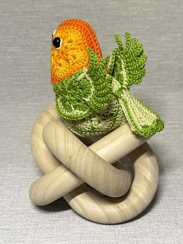 Ravelry: Lovebird pattern by Sarah Barratt