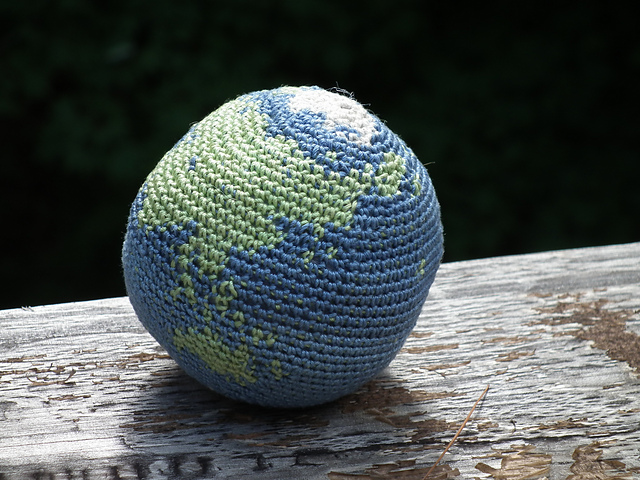 Ravelry: CymruLlewes' Crochet Globe