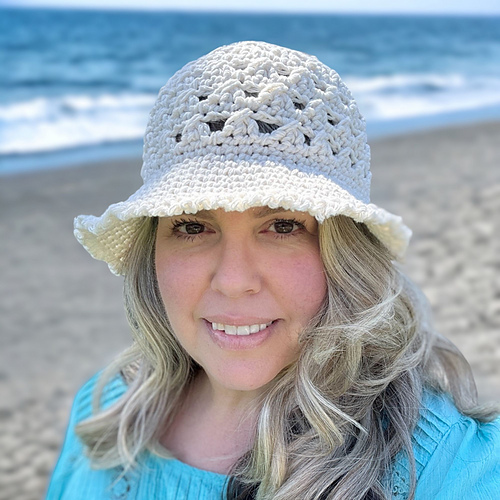 Ravelry: Chloe Bucket Hat pattern by Cyprianne Nolan