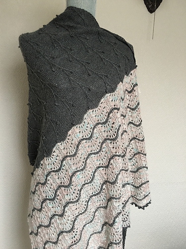 Ravelry: Hanami Shawl pattern by Inese Sang