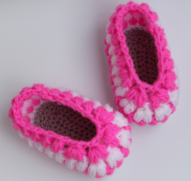 Ravelry: Easy baby puff slippers pattern by Beauty Crochet Pattern