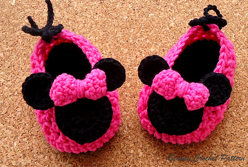 Ravelry: Miss Bow Mouse Shoes Baby pattern by Beauty Crochet Pattern